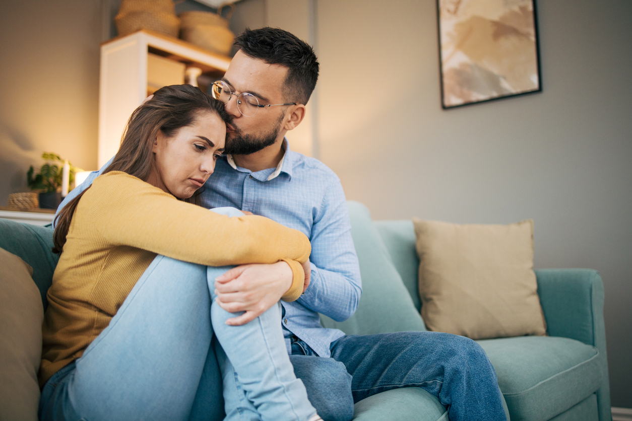 I Turned Off My Girlfriend With Needy Behavior & Now She’s Unhappy. How ...